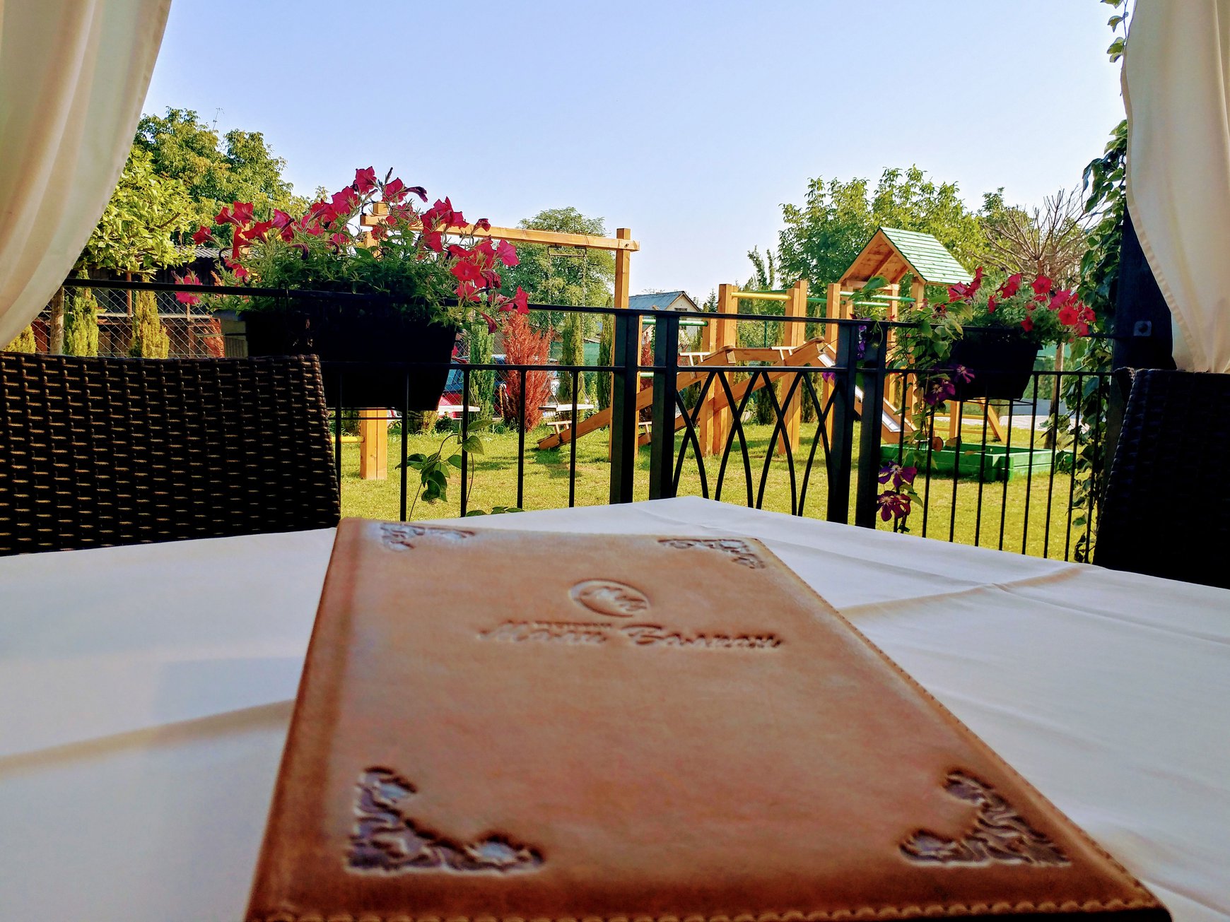 Restoran Mali Balkan Šabac - POSLOVNI IMENIK SRBIJE